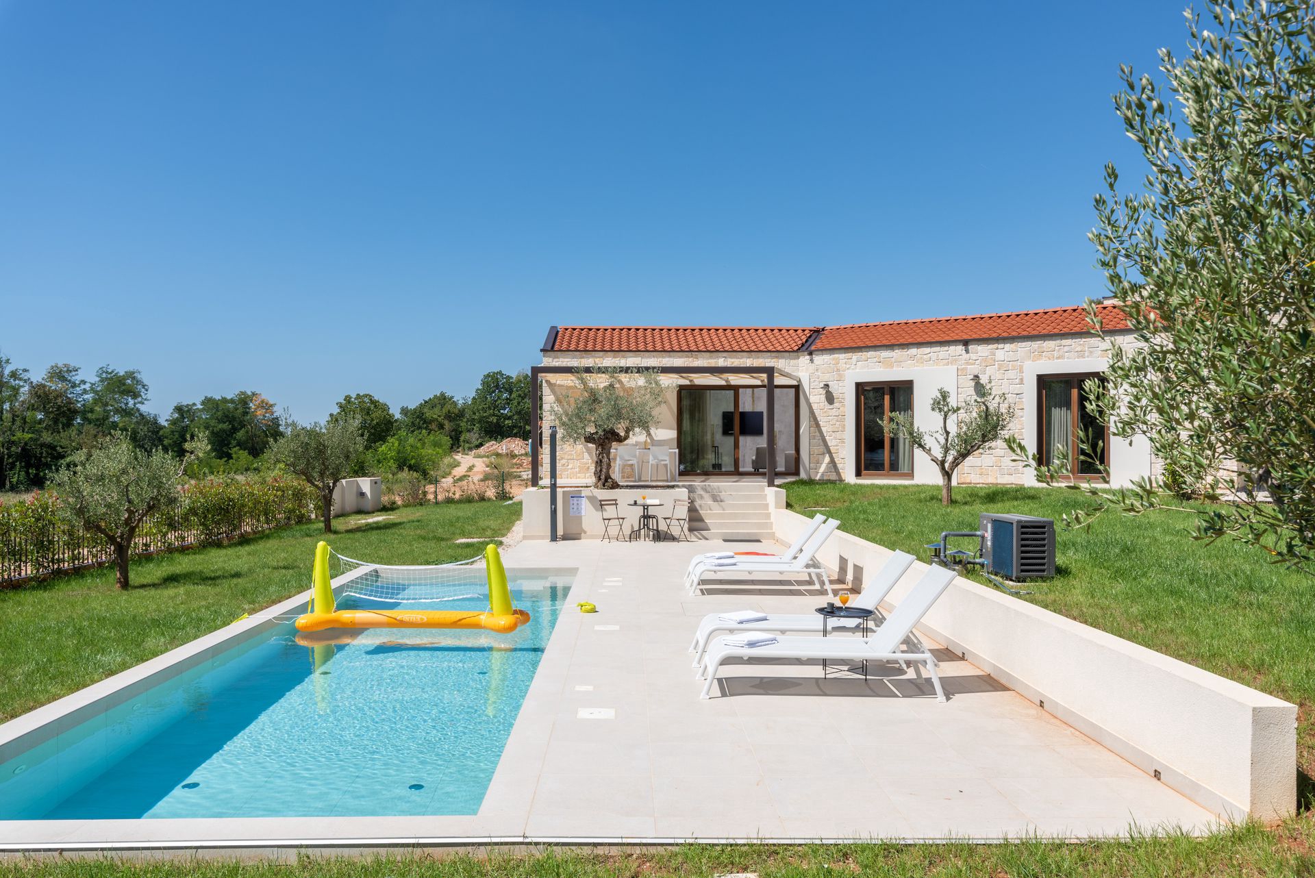 Rent Villa „Vesta“ near Porec – Crovillas