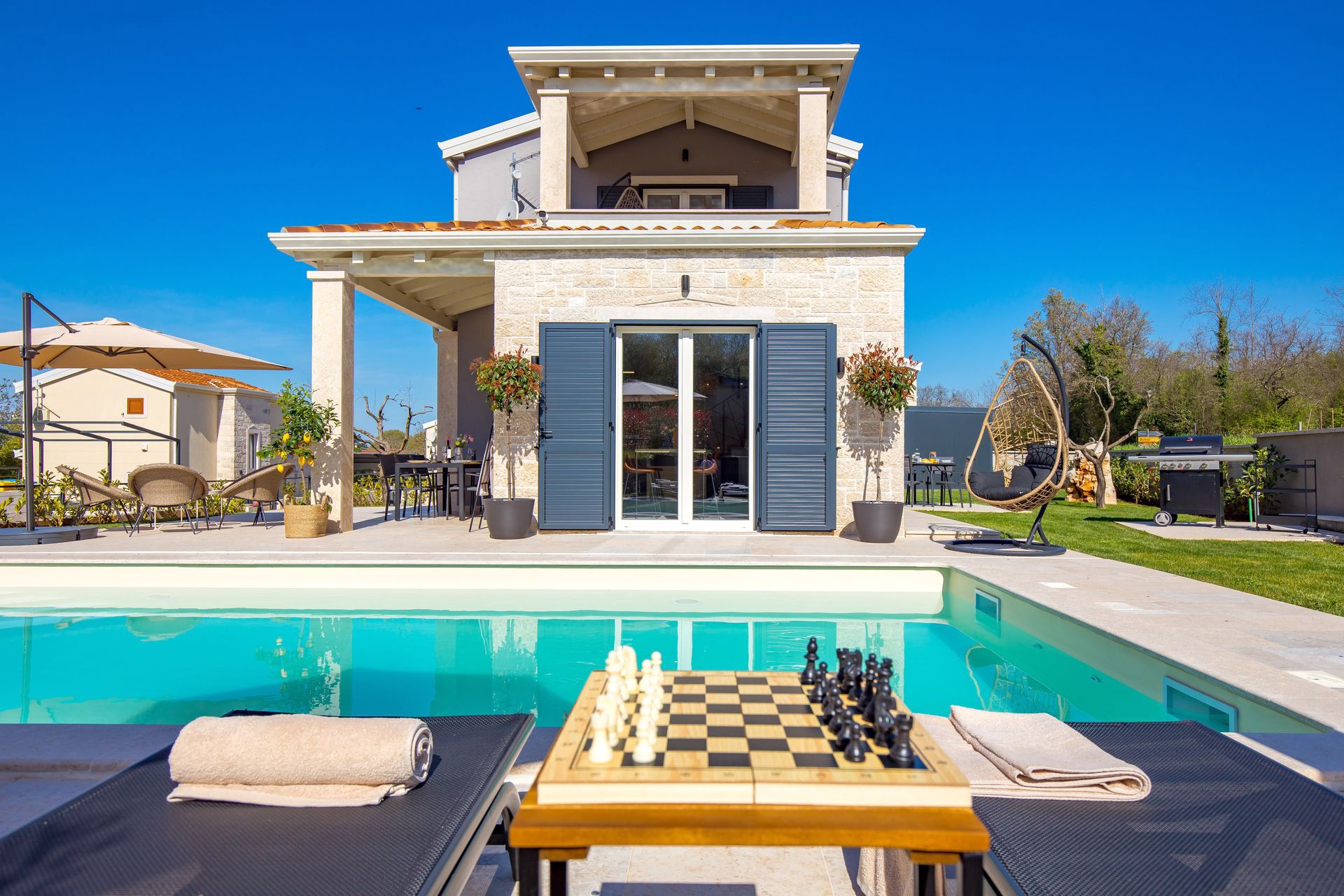 Rent Villa „Lente“ near Porec – Crovillas