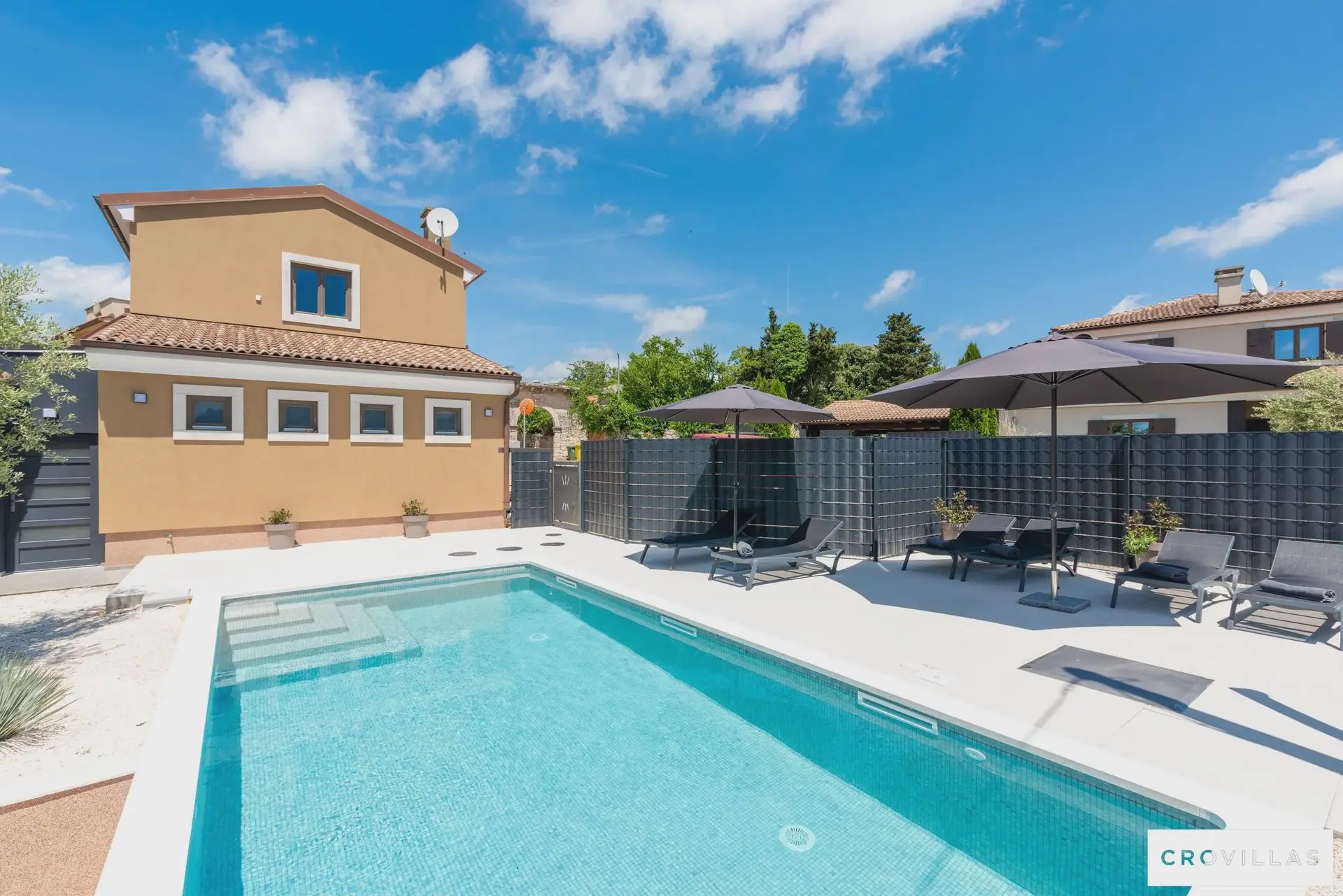 Villa „Luna Pula“ nahe Pula mieten – Crovillas