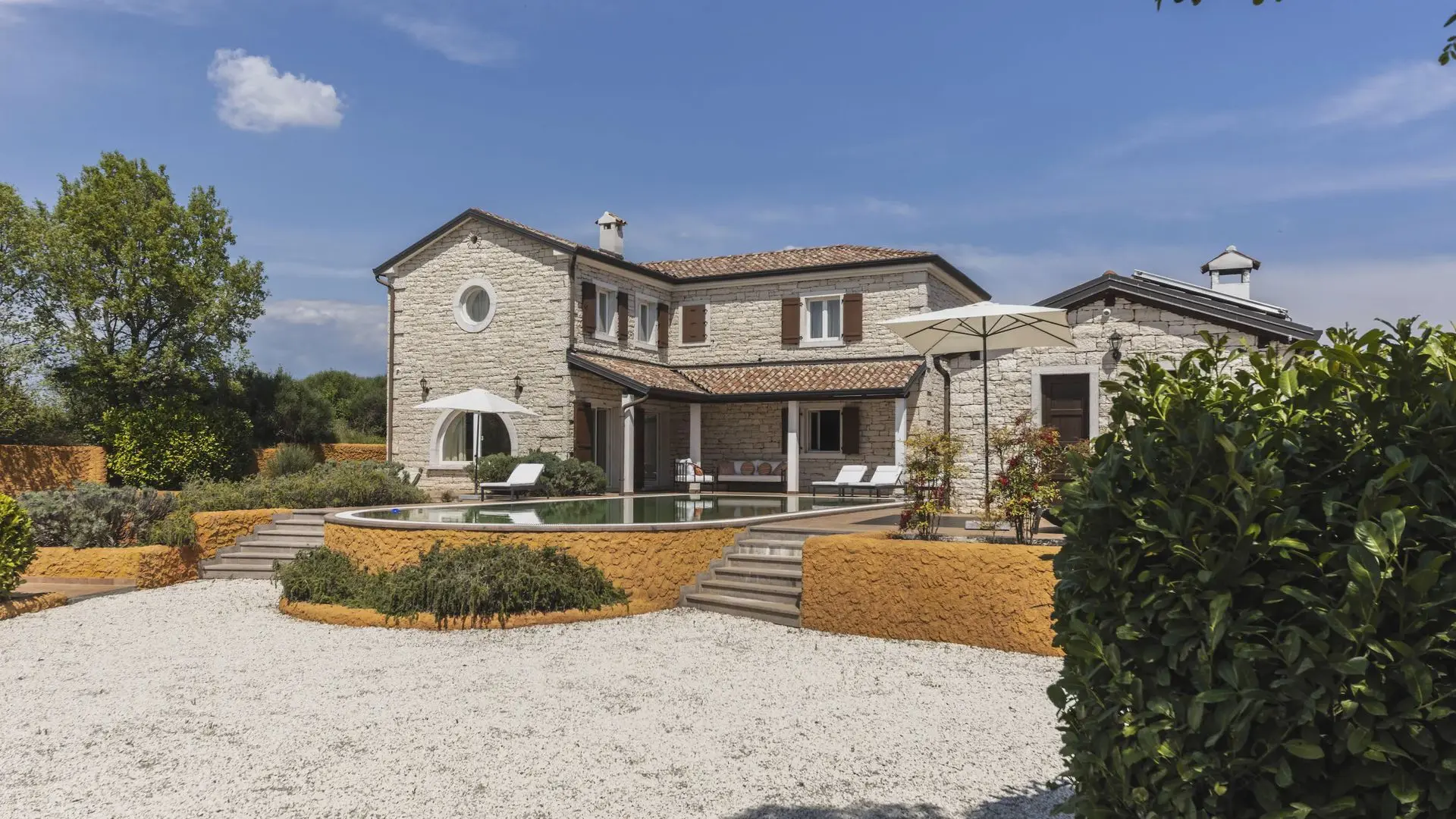 Rent Villa „Luxoria Ema“ near Pula – Crovillas